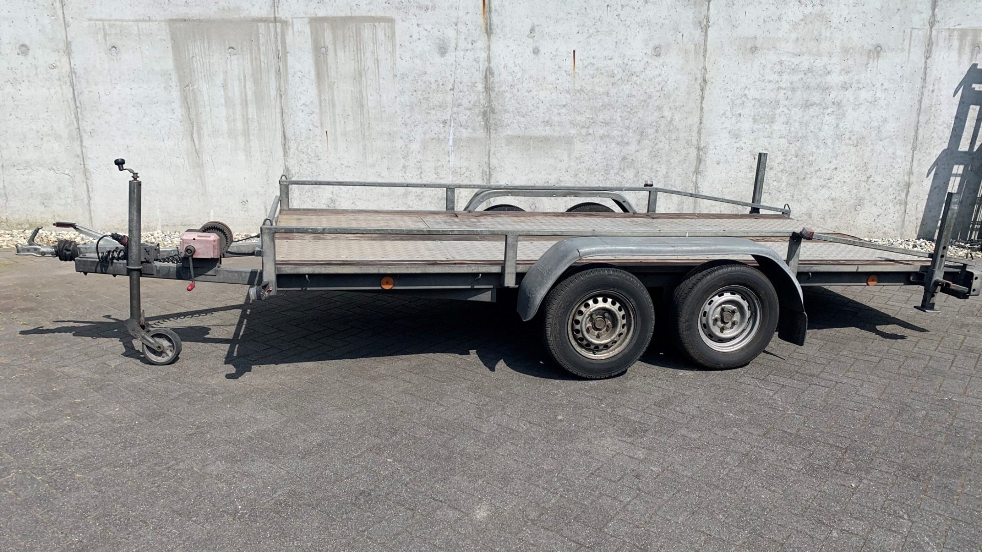 Aanhanger auto-ambulance - Jacobs Gereedschappen