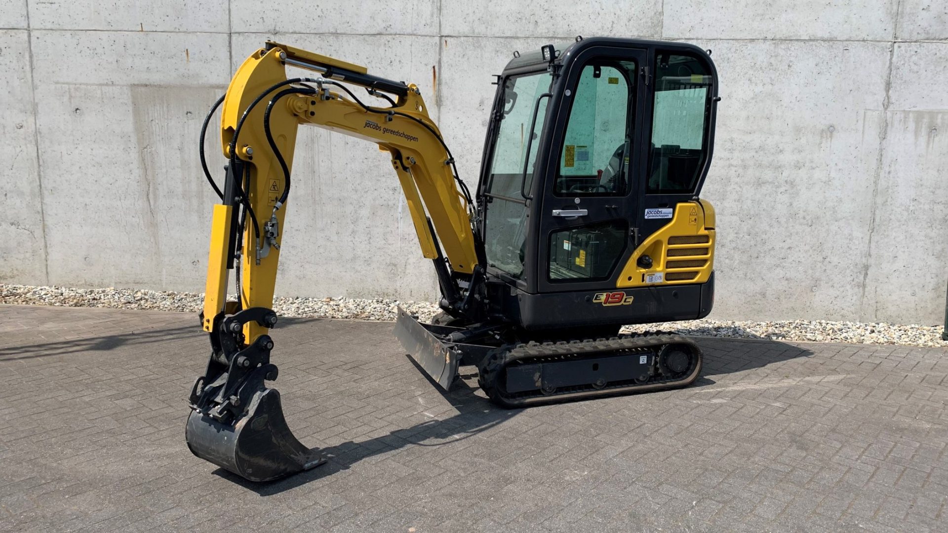 Mini graafmachine 1,9 ton - Jacobs Gereedschappen